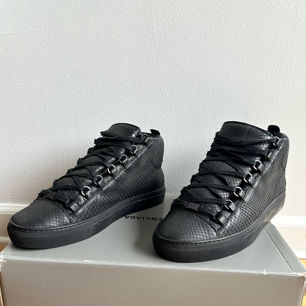 Balenciaga Men's Black Python Arena Sneaker - Gem